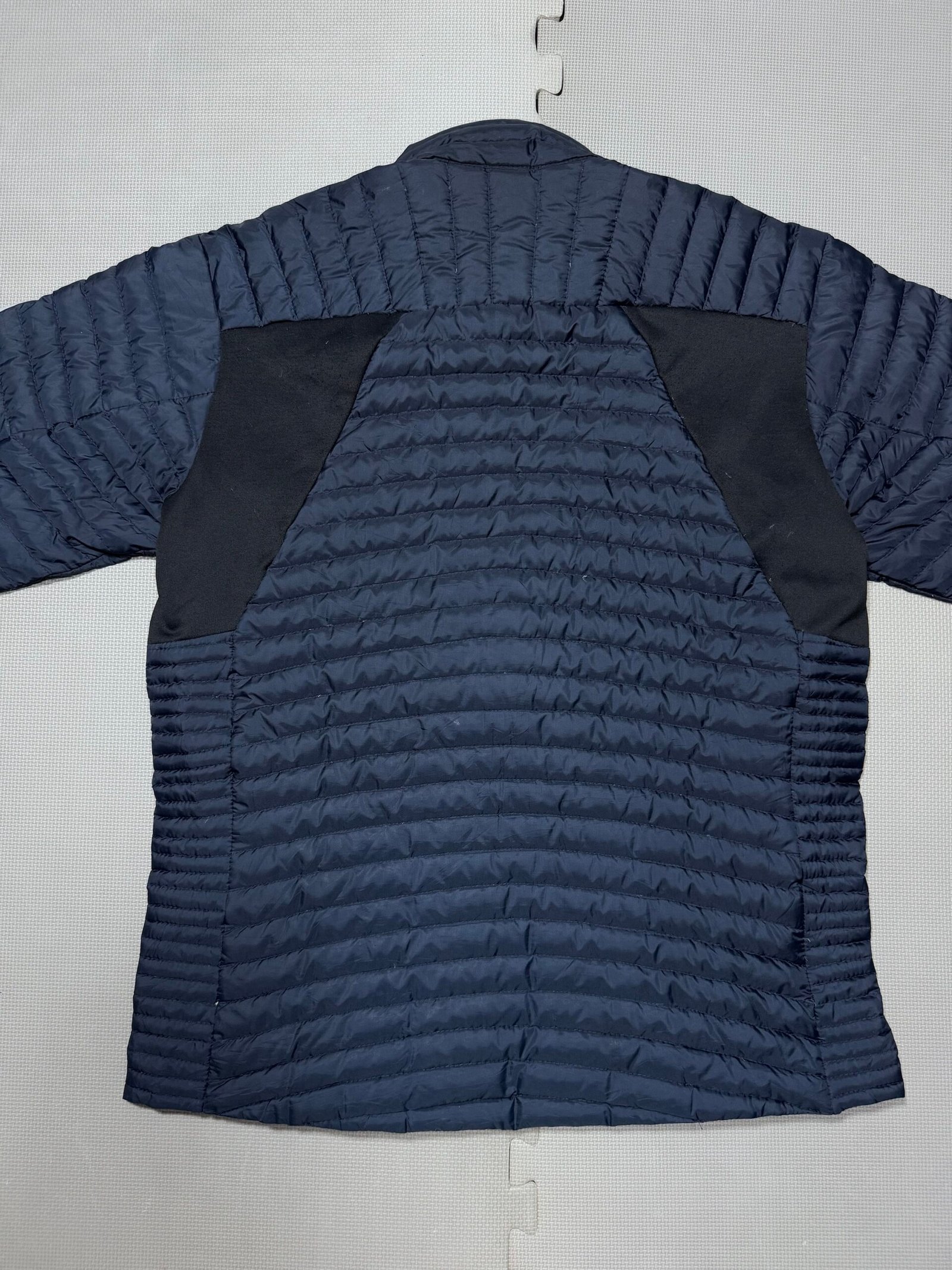 Chumpa Eddie Bauer (M) – PACAYA – Trekking & Hiking clothes
